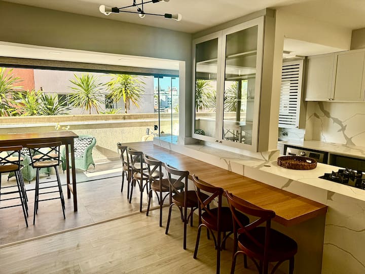 Gastronomia E Conforto No Cabral | 3 Qtos+2 Vagas - Curitiba