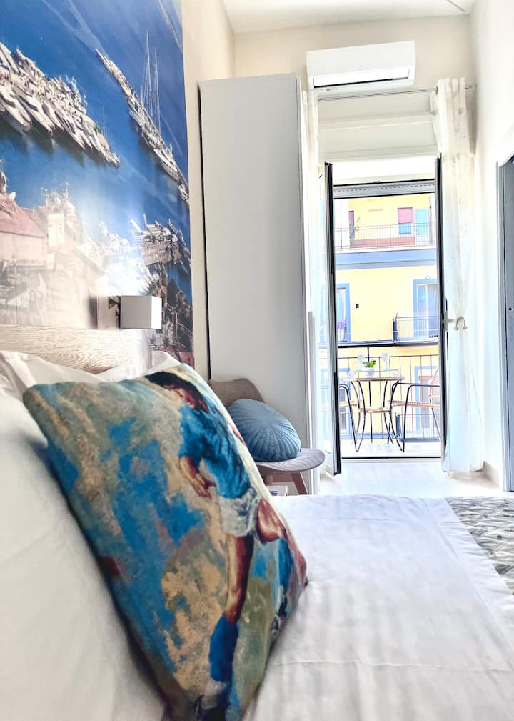 Arenaccia House Naples Center + Welcome Wine - Naples