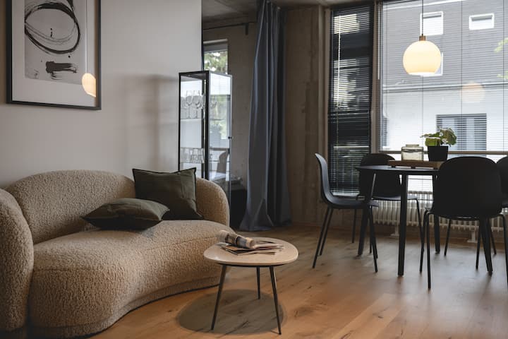 Nooqa: Design-loft - Bathtub, Tv, Nespresso - Köln