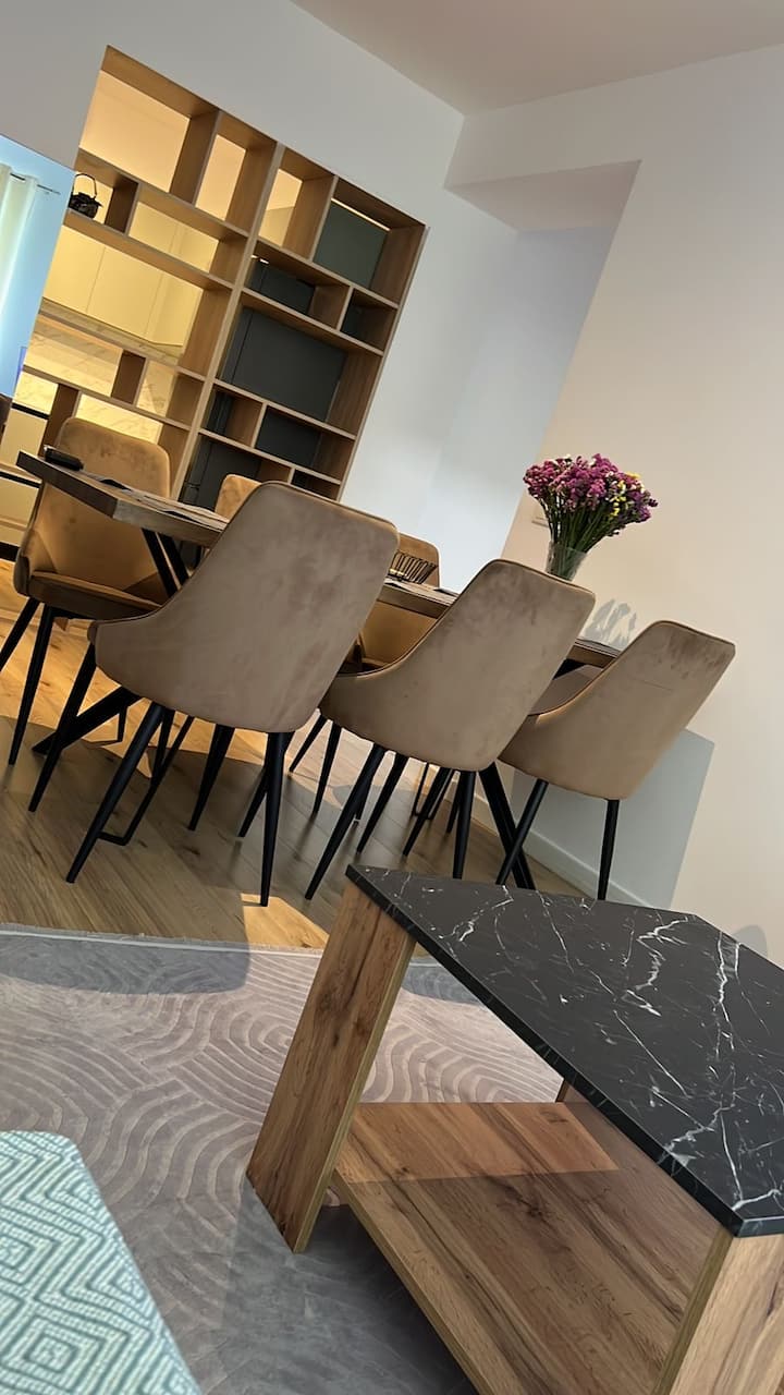 Casa Bianca - Stylish & Central - Tirana