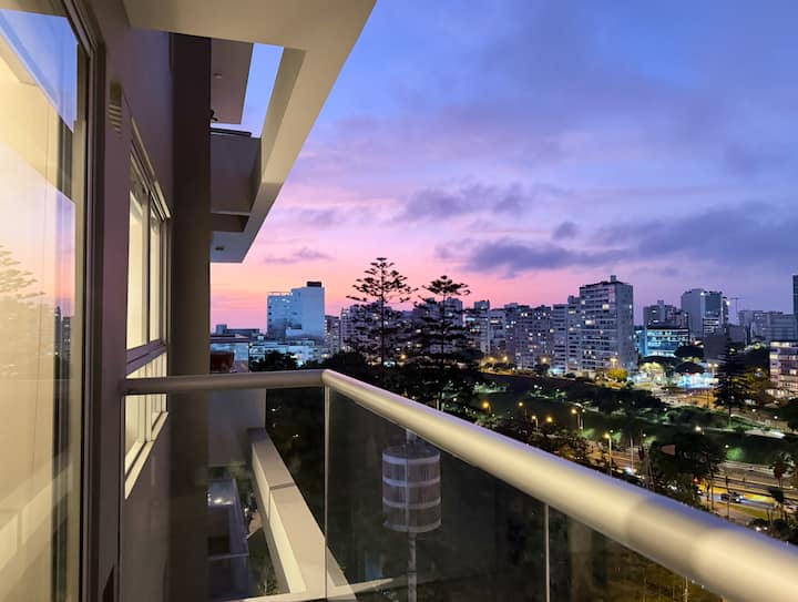 Perfect Location | 12th Fl | Queen Bed | Fast Wifi - Perú