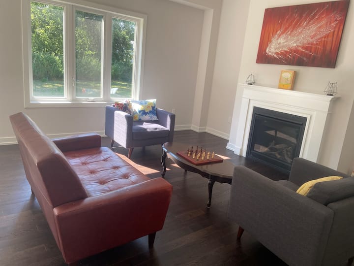 Master Bedroom To Rent In Simcoe - Simcoe