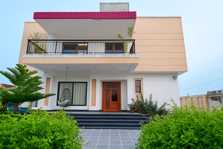 3bhk Farm In Jaipur W/indoor Pool, Bonfire, Jacuzi -