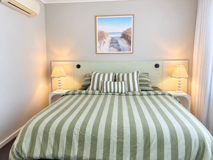 Coastal Studio Escape In The Heart Of Nelson Bay! - Salamander Bay