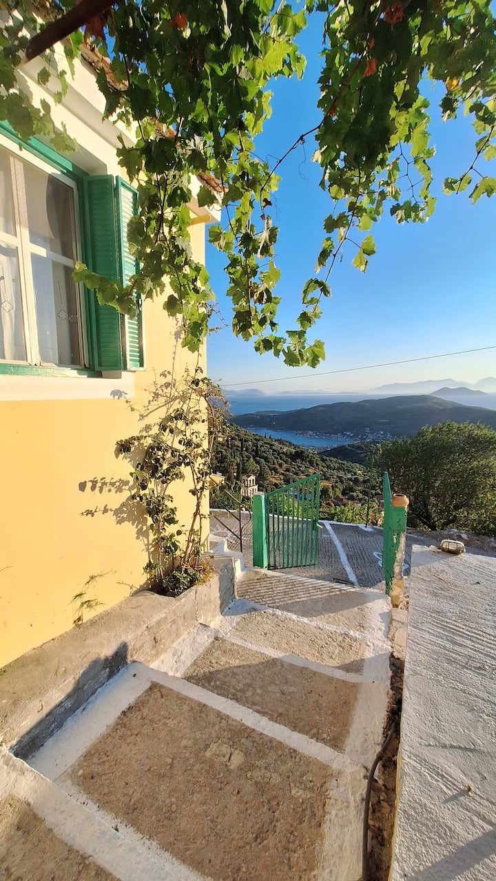 Villa Rouga | Ιθάκη με Θέα και Παράδοση - Kefalonia