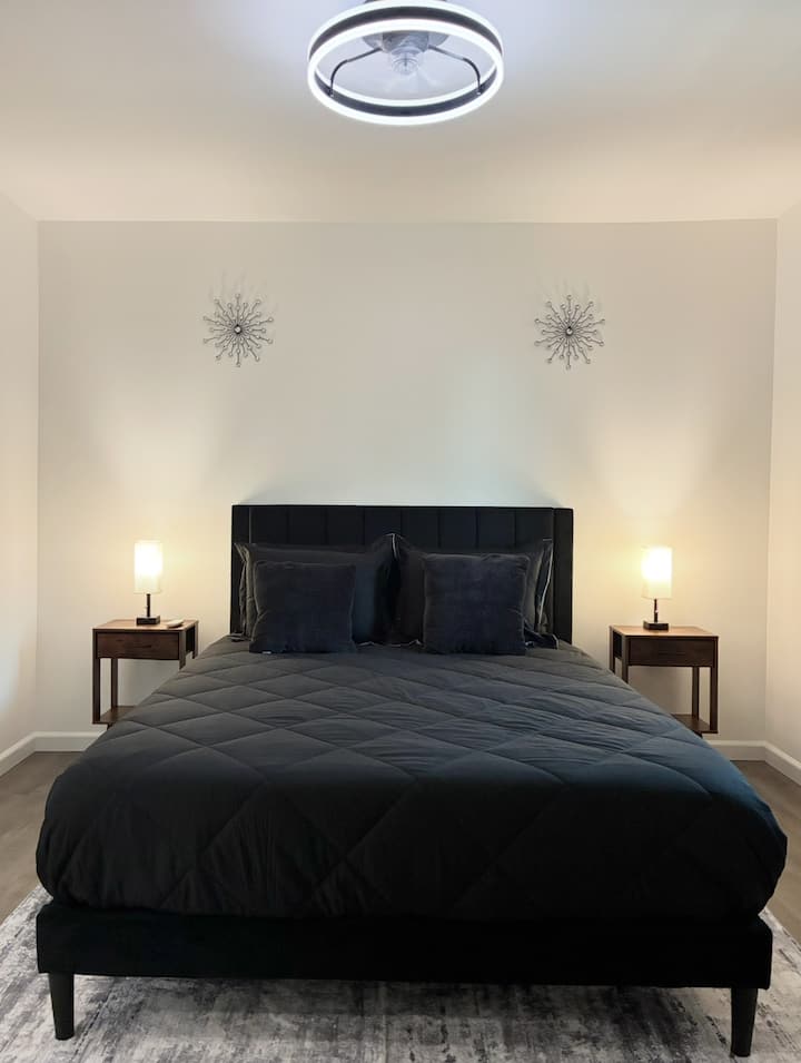 Copper Co. #2 | Modern 1br W/ Balcony | Central - Fairbanks, AK