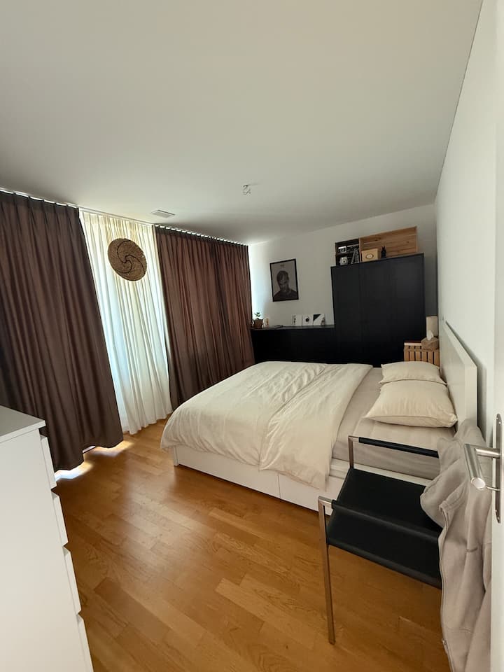 Zimmer Mit Eigenem Balkon - Luzern