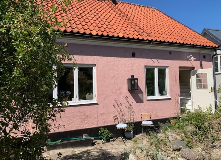 Mysigt Stenhus I Simrishamn - Simrishamn