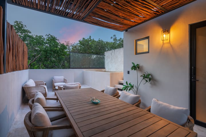 Correct! The Most Marvelous Villa There Is - Paradise Beach