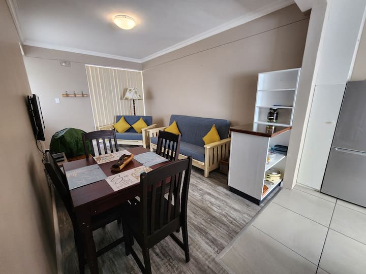 Queenies Flat - Mossel Bay