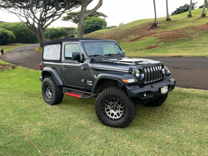 Wrangler Camping - Kauai, HI