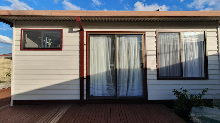 Quiet Haven In North Dandenong. - Notting Hill