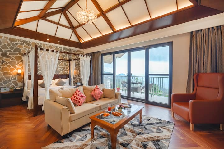 Wooden Themed Cottages In Kufri - Chail