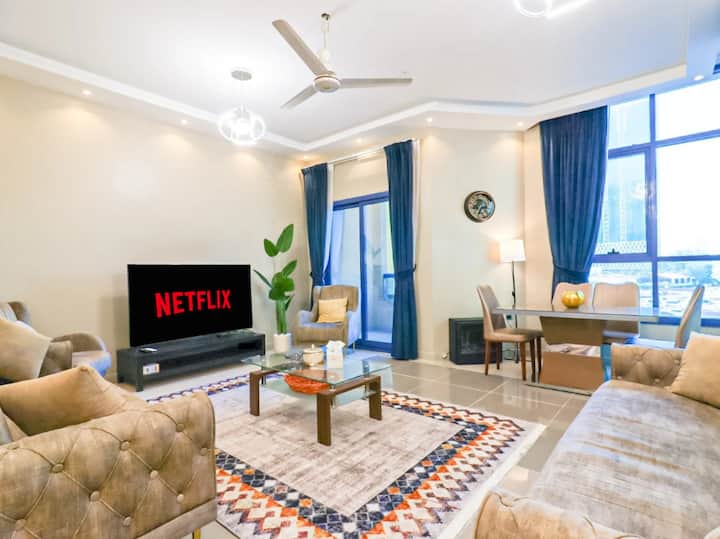 Elegant 2br In Ajman | Tower Living & Comfort - アジュマーン