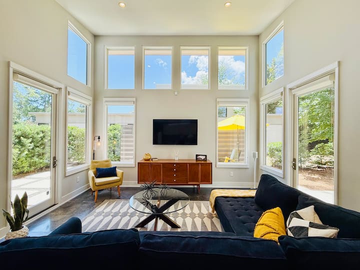 Modern, Airy Home~pets Welcome~5 Mins To Beach! - ウィルミントン, NC