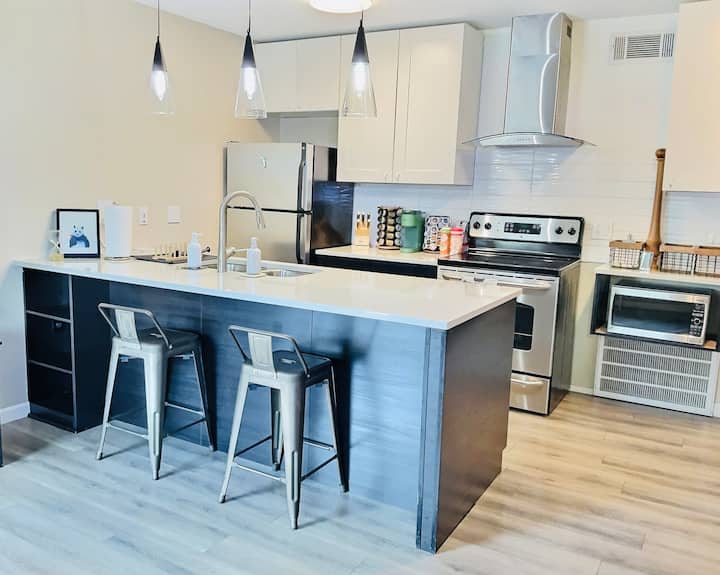 Heart Of Austin Near Soco, Downtown, Pool, Gated - Bouldin Creek - Austin