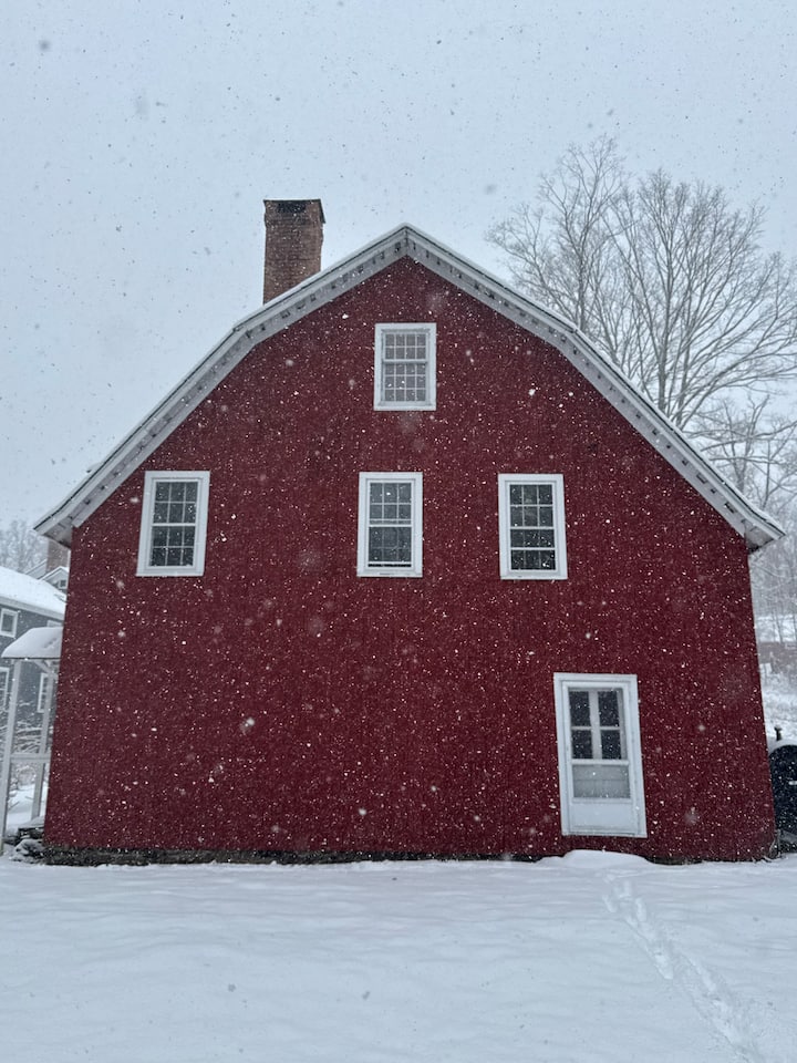 Cozy Barn Apt In Litchfield - Litchfield, CT