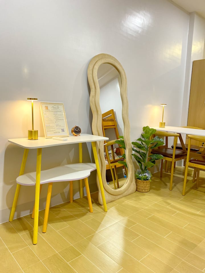 Modern Studio Near Robinsons | Sleeps 4 Guests - Palo