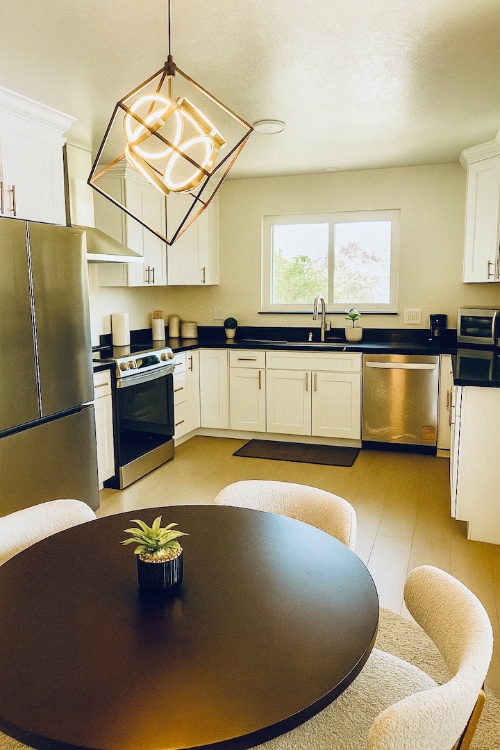 Cozy & Charming San Jose Getaway - Campbell, CA