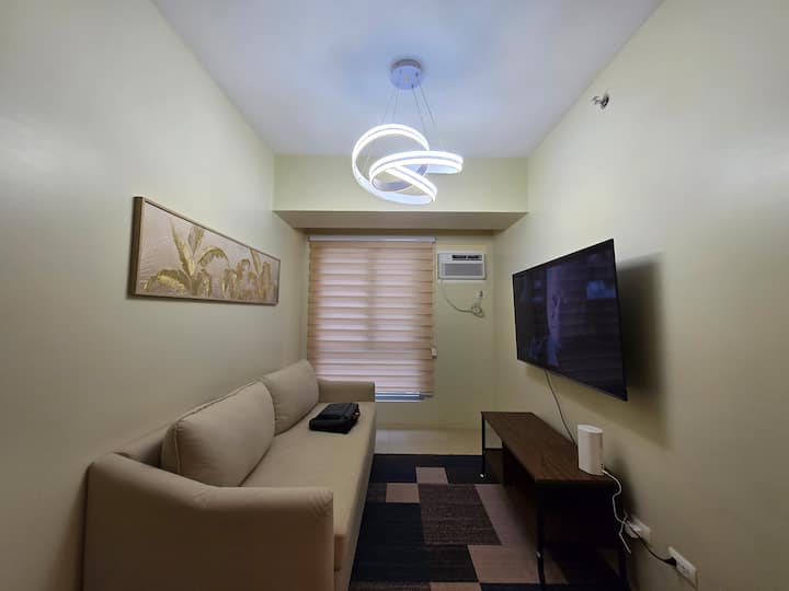 Ayala It Park 2-bedroom | Wifi & Netflix - Cebu City