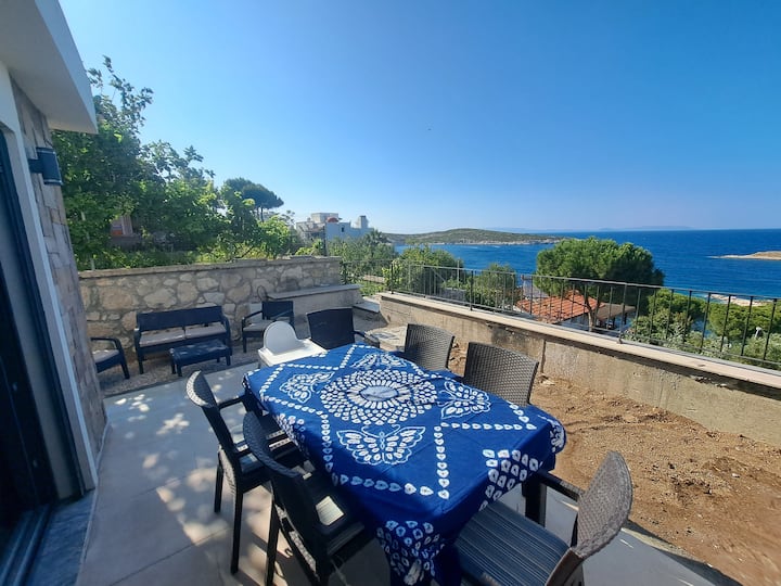 Mavi-yeşil-dalga Sesleri Ve Huzur - Karaburun