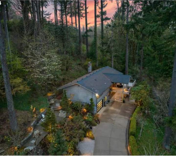 Natural Oasis In Nw Portland - Beaverton, OR