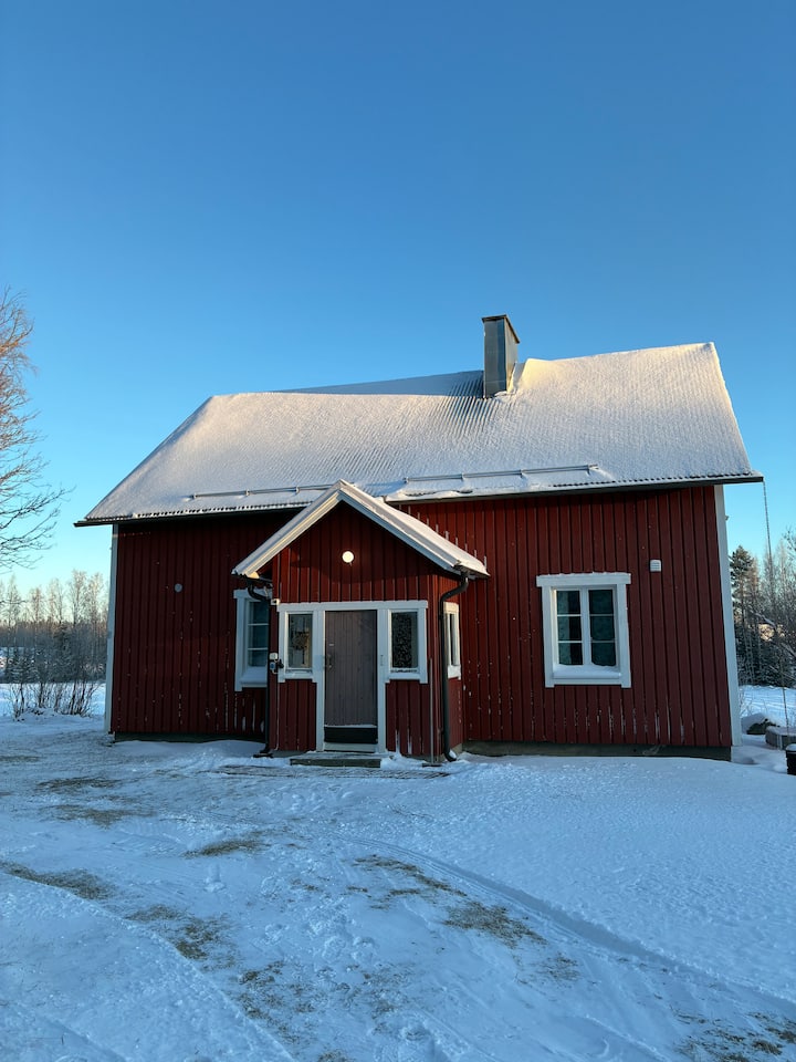 Mummonmökki Maaseudun Rauhassa - Kuopio