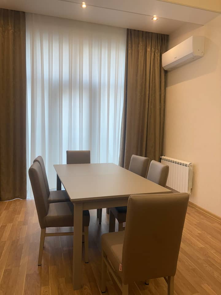 Уютная и светлая квартира рядом с центром - Baku