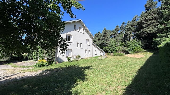 Chambre à La Campagne - Le Chambon-sur-Lignon