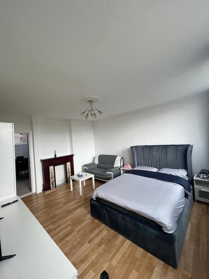 Sunny King Room In Shared Flat - Chelmsford