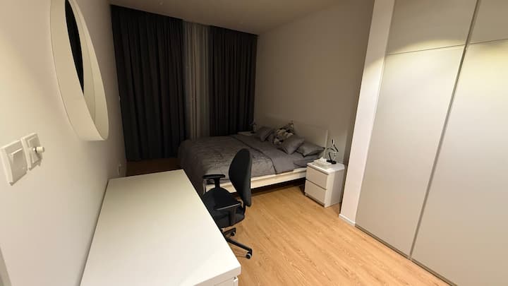High Floor Modern Apartment Views The City - Bahrain