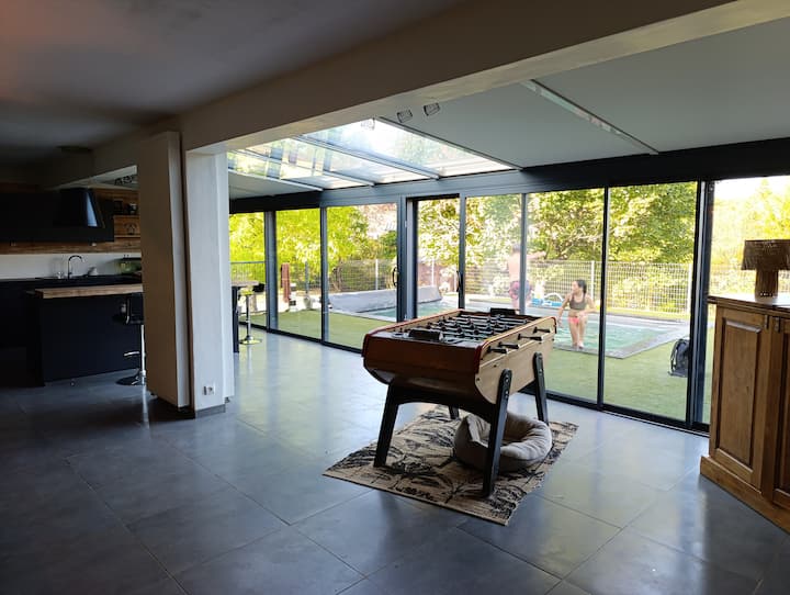 Maison Spacieuse Et Chaleureuse - Lot