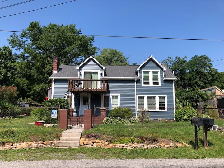 Mountain View Escape | Great Allegheny Passage - Cumberland, MD