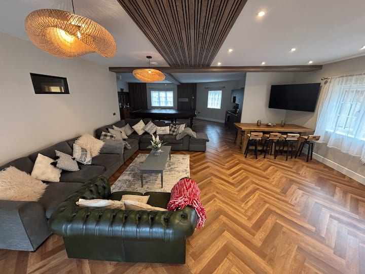 St Kitts, Autumn Spa By The Sea, At Sandgate - Folkestone