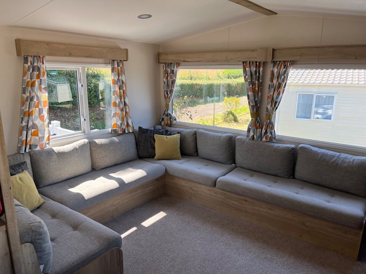 Tucked Away Tranquility - Watchet