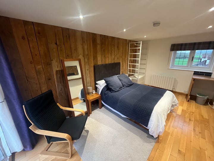 En-suite Annexe With Private Entrance - Bromsgrove