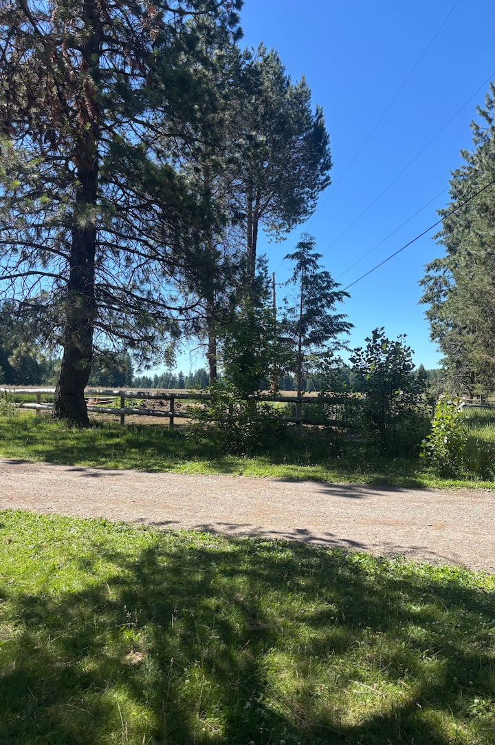 Camper Spot For Nightly Rent. Beautiful Montana. - Whitefish, MT