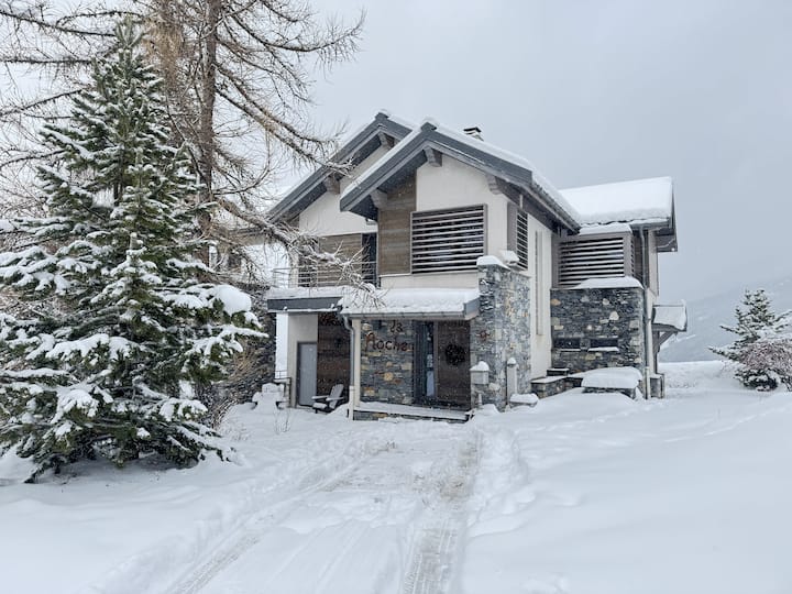 Luxury Chalet Paradiski • Ski-in/out • 12 Guest - Belle Plagne