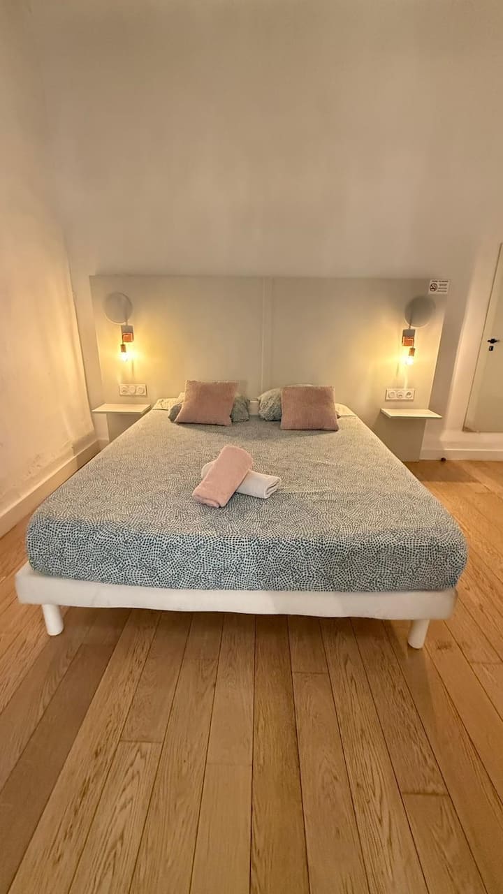 Design Suite 6 / Vieux Port - Marseille