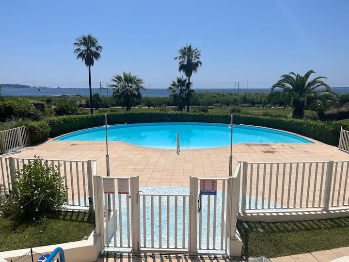Studio Climatisé - Bord De Mer - Piscine + Parking - Antibes