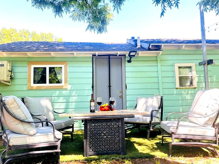 Private Stay Patio Kitchen/parking/dfw/state Fair - Irving, TX