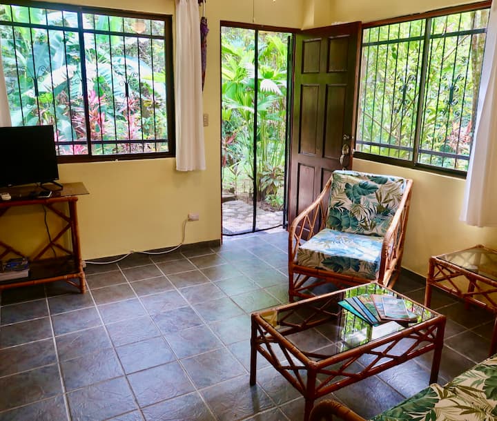 Jungle Condo-wildlife, Pool & Ac - Costa Rica