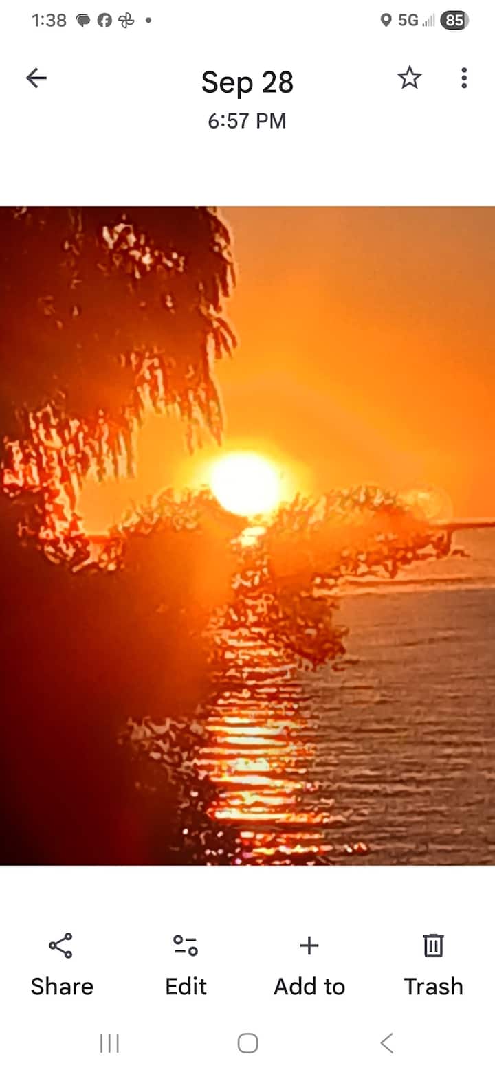 The Sunset Cottage - Youngstown, NY