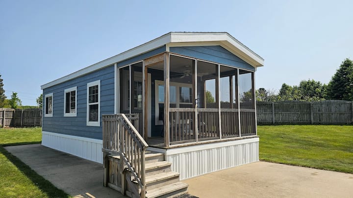 Cozy Cabin In Sun Retreats Silver Lake Campground. - Double JJ Resort, Rothbury
