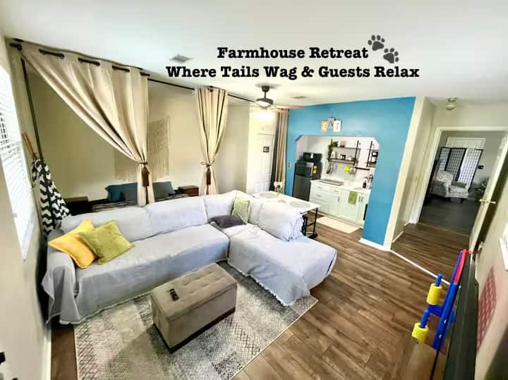 Your Cozy Farmhouse Retreat | 5 Minutes To I-75 - Lake City, FL