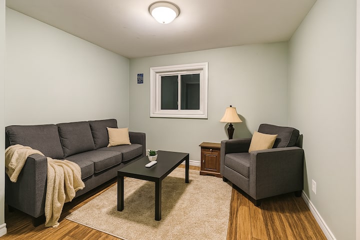 The Lindsay Loft - Kawartha Lakes