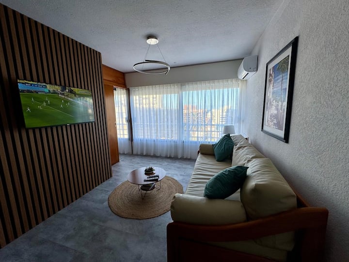 Muy Cómodo Apartamento Con Garaje - Uruguay