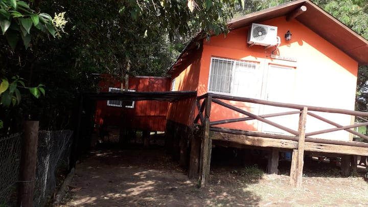Cabaña Con Amplio Espacio Verde - Victoria, Argentina