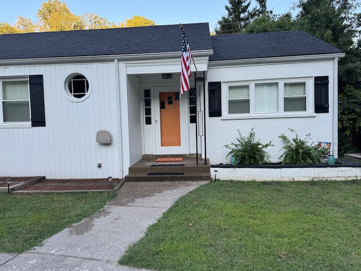 Ruth's Place Home Away From Home. - Charleston, WV