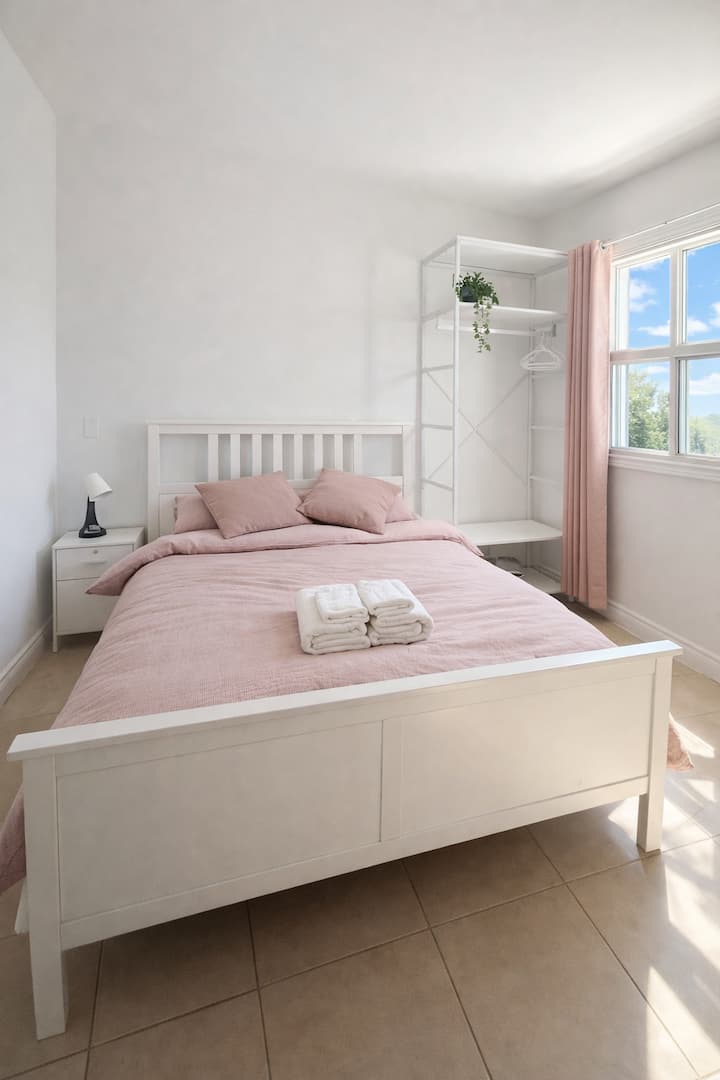 Dt Toronto Charm Room|ensuite Bath - Toronto